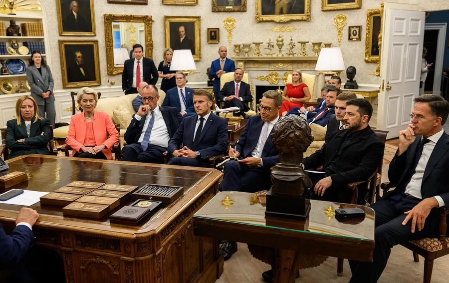 (19) Mike Crispi on X: “Trump with all the world leaders sitting around ...